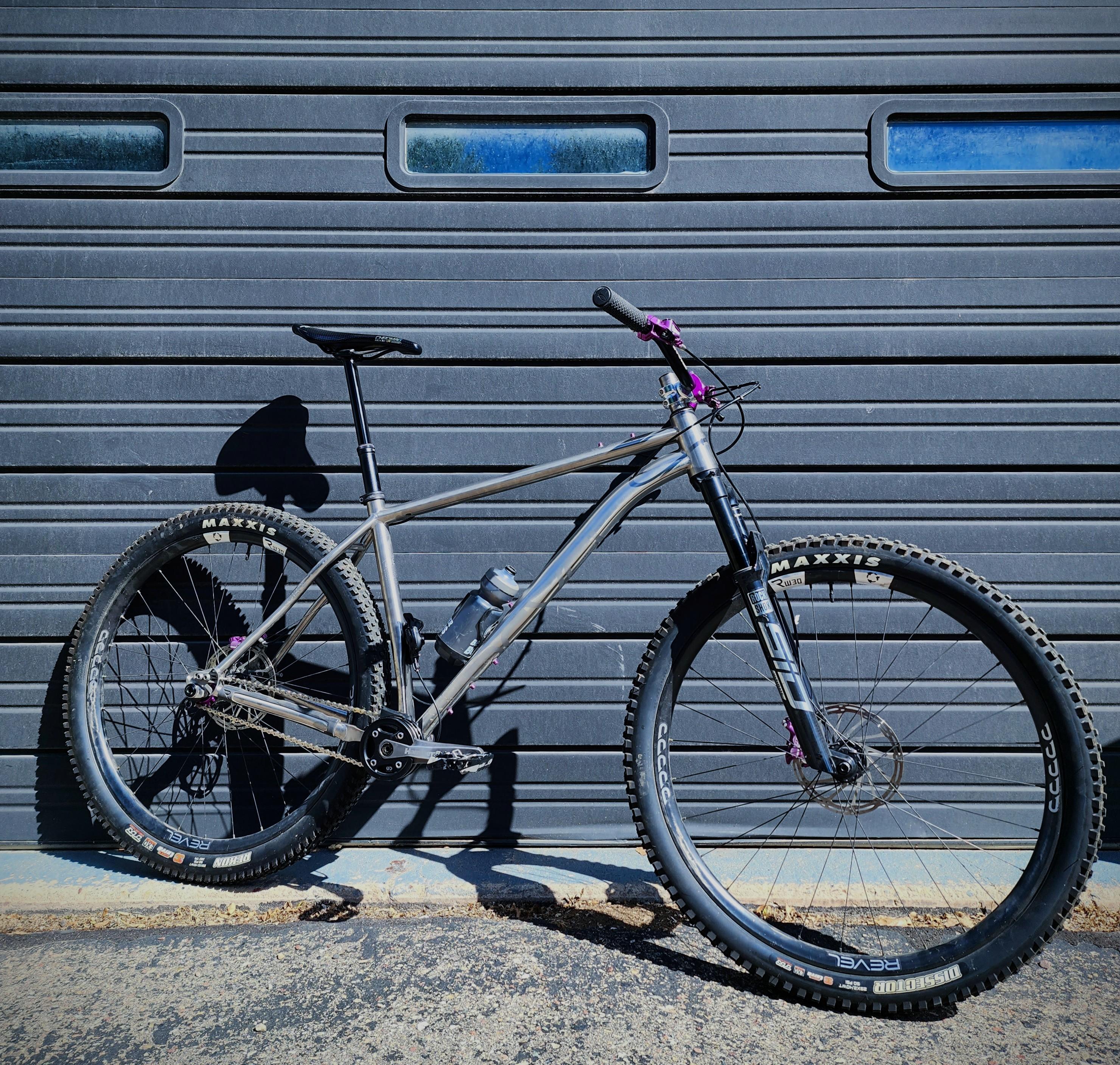 Revel El Jefe Hammerschmidt Dingle Speed - ekrug91's Bike Check - Vital MTB